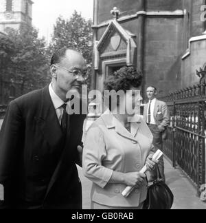 British Crime - Prisons - Escaped Prisoners - Walter "Angel Face ...