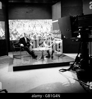 Former BBC Boxing commentator Harry Carpenter joins the studio team as ...