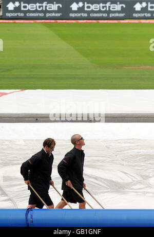 Hover Cover at Lords Stock Photo - Alamy