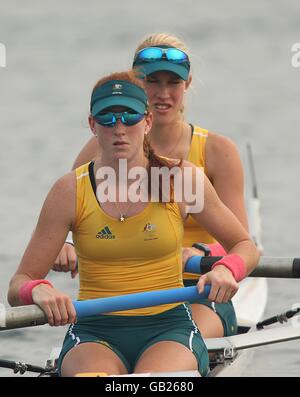 Australia's Kim Crow and Sarah Cook, from left, start into the Women's ...
