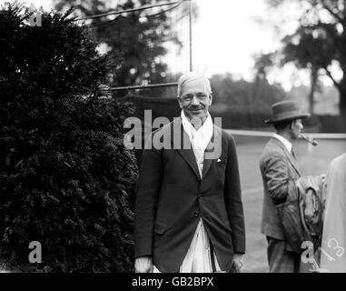 Sir George Thomas Stock Photo - Alamy