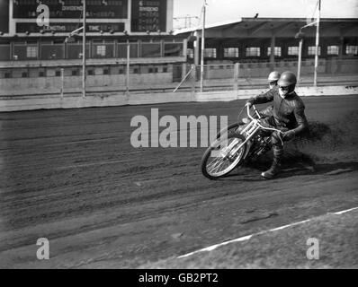 Speedway - New Cross Stadium. Speedway racing at New Cross Stock Photo ...