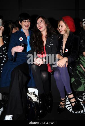 (left to right) Georgia May Jagger, Jerry Hall and Elizabeth Jagger ...