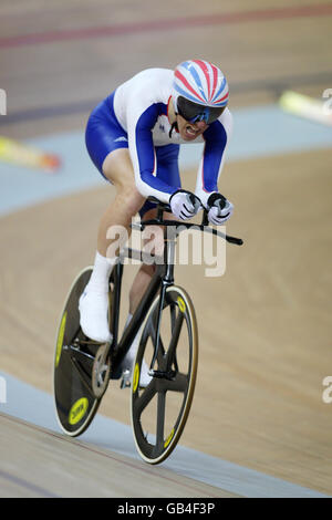 Great Britain's Simon Richardson competes in the qualification for the ...