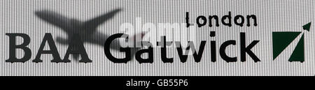 BAA announce plans to sell Gatwick. A British Airways plane as seen ...