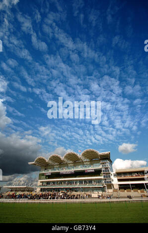 Newmarket Races at the Rowley Mile Stock Photo - Alamy