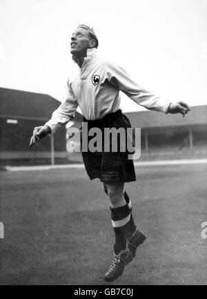 Willie Hall, Tottenham Hotspur Stock Photo - Alamy
