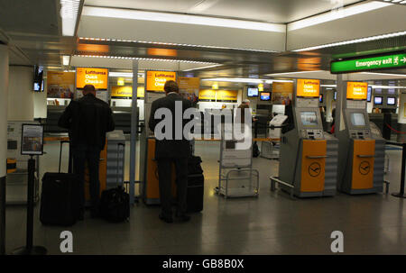 check in counter, Lufthansa ticket counter, Frankfurt airport Stock ...
