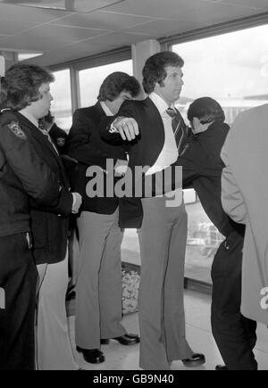 Tom Jones Singer with Miss World Marjorie Wallace on Film Set Stock ...