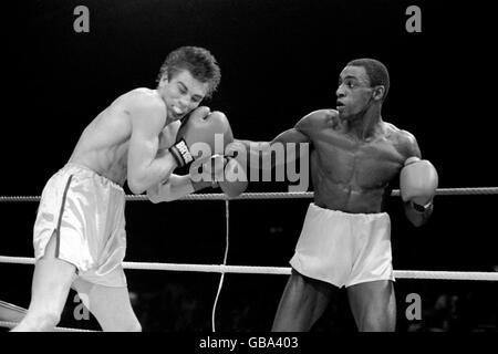 Boxing - European Middleweight Championship - Herol Graham v Mark ...