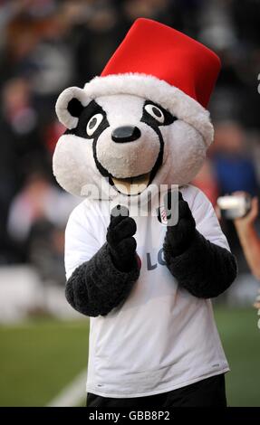 Mascot Billy the Badger, Fulham Stock Photo - Alamy