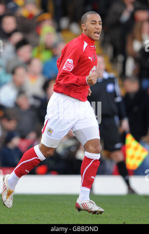 Bristol City's Nicky Maynard celebrates scoring his sides second goal ...