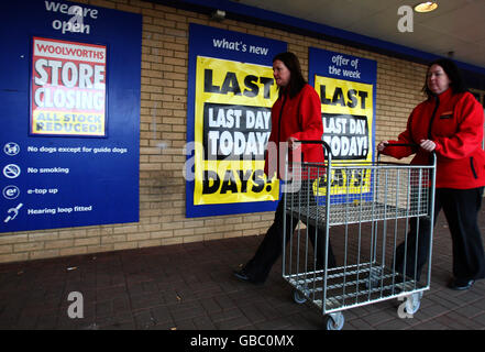 Store closing posters in the Woolworths store in Redditch ...