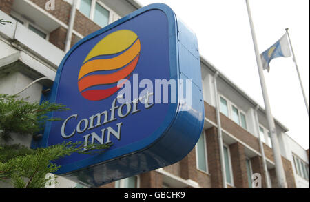 Comfort Inn Logo Png