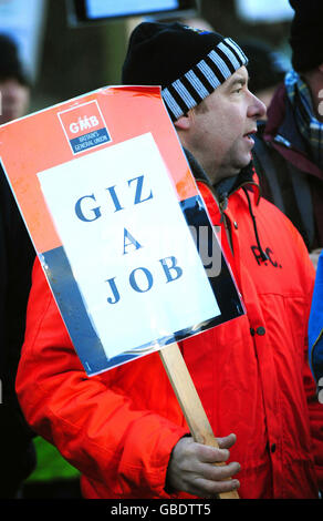 Demonstrations outside Staythorpe Power Station, near Newark ...