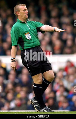 GRAHAM POLL PREMIERSHIP FOOTBALL REFEREE EMIRATES STADIUM ARSENAL ...