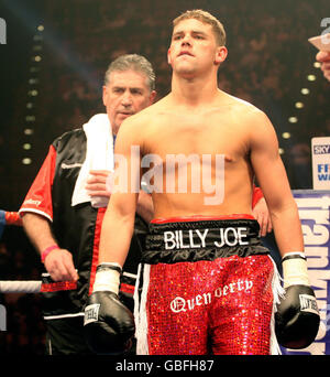 Boxing - Middleweight Contest - BIlly Joe Saunders v Andy Butlin ...