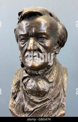 Richard Wagner - statue of the German composer outside the Prinz ...