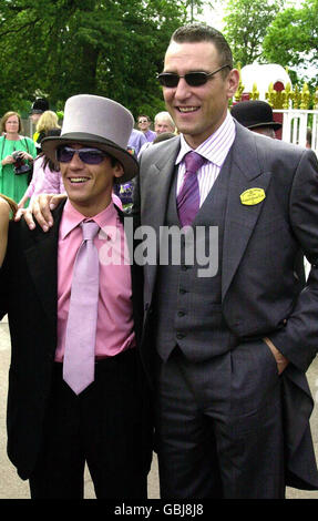 The Gentlemen Vinnie Jones Stock Photo - Alamy