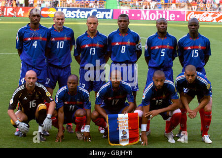 FRANCE TEAM GROUP CROATIA V FRANCE EURO 2004 DR.MAGALHAES PESSOA Stock ...