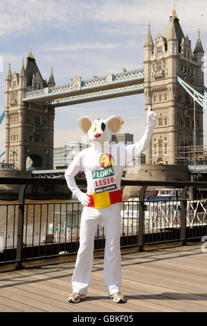 Stephen Rodgers as Danger Mouse at the photocall for the 2009 Flora ...