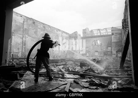 Disasters and Accidents - Alexandra Palace Fire - London Stock Photo ...