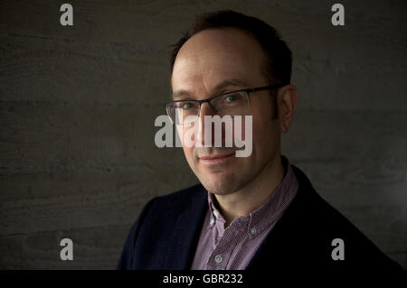 File Pictures from 2016: London UK. 23rd December 2020. Bread actress ...