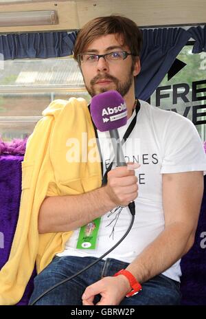 Felix Buxton from Basement Jaxx arriving for the Muzik Magazine Dance ...