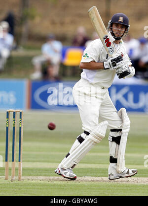 James Foster hits four runs for Essex during Essex CCC vs Middlesex CCC ...