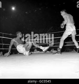 Boxing - British Middleweight Title Eliminator - Mark Kaylor v Errol ...