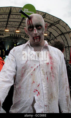 Members of the public attempt to set a new world record for the largest ...