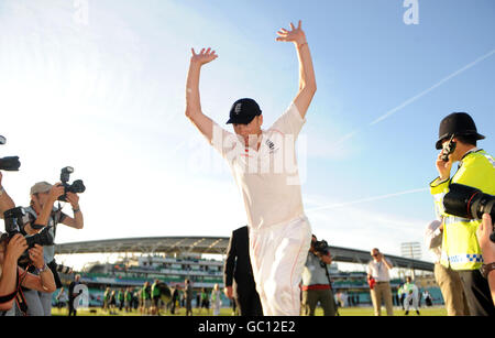 Australia celebrates their series win over Pakistan after their cricket ...