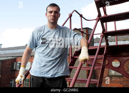 Boxer Matthew Macklin at Gallaghers Gym in Denton, Manchester Stock ...