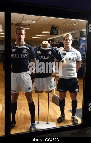 Scotland's Chris Paterson (right) and Phil Godman (left) launch the new ...