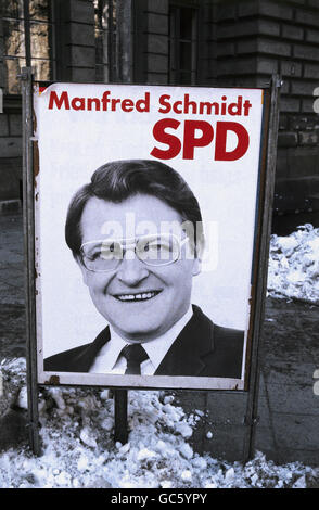 Election poster of the Social Democratic Party of Germany, 1932, with ...