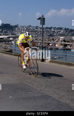 Cycling - Milk Race 1990. Cyclist Colin Sturgess, of the Tulip ...