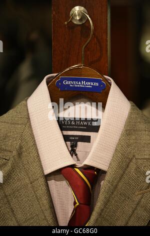 Soccer - Everton Players Visit Gieves and Hawkes - Liverpool Stock ...