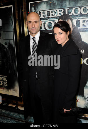 Liza Marshall with husband Mark Strong at the Serpentine Gallery Summer ...