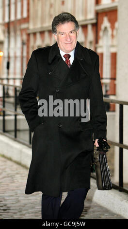 Former permanent secretary at the Ministry of Defence Sir Kevin Tebbit ...