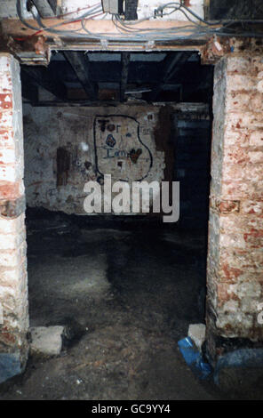 BASEMENT OF 25 CROMWELL STREET Stock Photo - Alamy