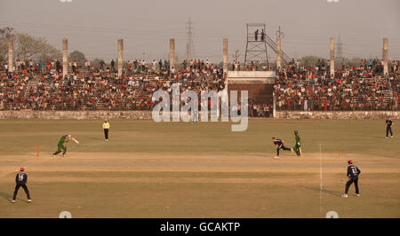Cricket - Tour Match - BCB XI v England - Khan Shaheb Osman Ali Stadium ...