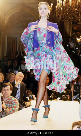 fashion, fashion show, Haute Couture, Paris, Yves Saint Laurent, fall / winter collection 1993 / ...