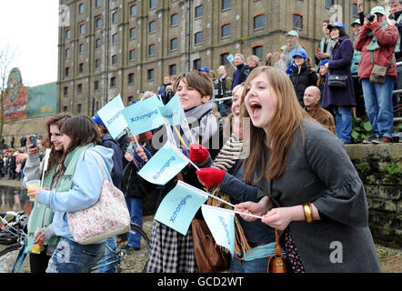 Rowing - 2010 Xchanging Boat Race - Oxford v Cambridge - River Thames ...