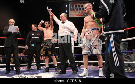 Paul Smith (right) and Tony Dodson during the BBBofC British super ...