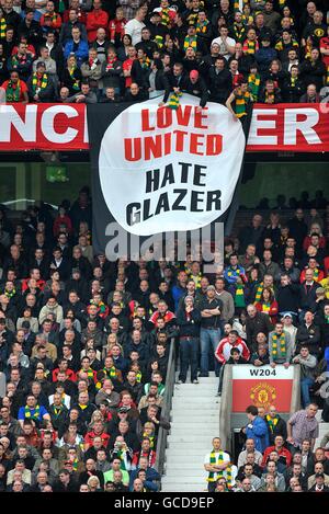 Manchester United fans hold up a banner before the Emirates FA Cup ...