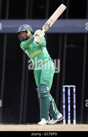 South Africa's Loots Bosman during the Second Twenty20 International at ...