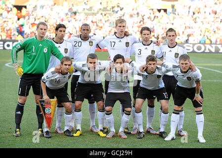 South Africa team pose before the World Cup Group A soccer match ...