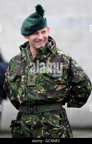 Lieutenant Colonel Colin Weir, The Royal Irish Regiment, is made a Companion of the ...