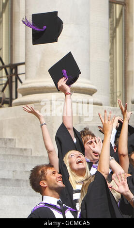 Portsmouth University students celebrate their graduation in Guildhall ...