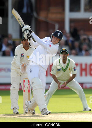 England's Stuart Broad bats during day three of the Ashes Test match at ...